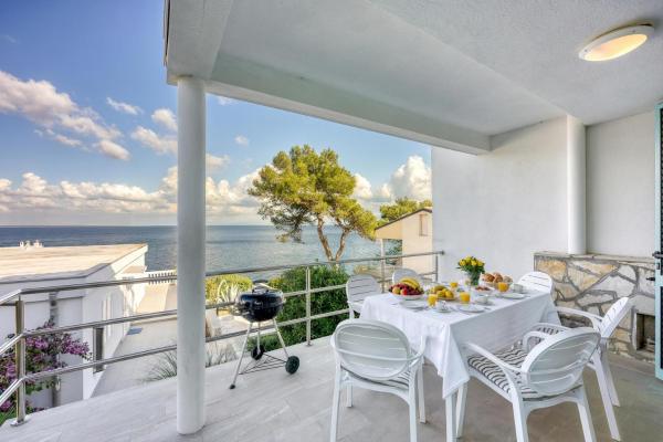 Valdarke Seaside Apt /W Sea View Terrace - Happy Rentals - Veli Lošinj
