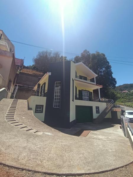 Dotty's House - Madeira