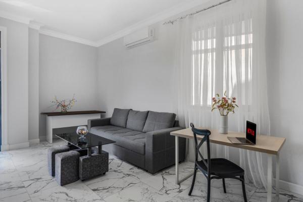 2br 2baths Pool Cascade 2balcony Central - Yerevan