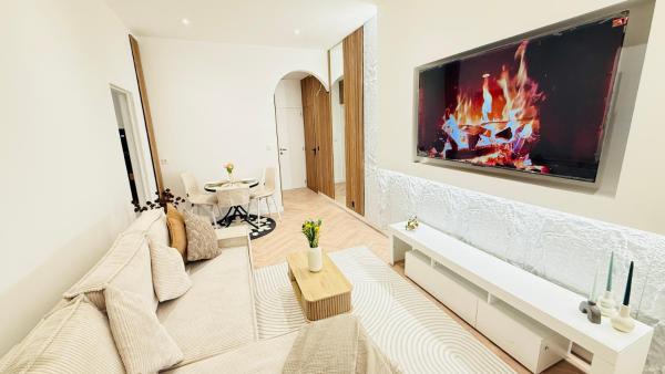 Entire Apartment, High Standing, Modern And Cozy - Etterbeek