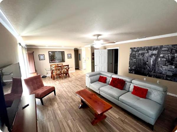 3br 2ba Modern Spacious Lake Home 4miles Legoland - Winter Haven