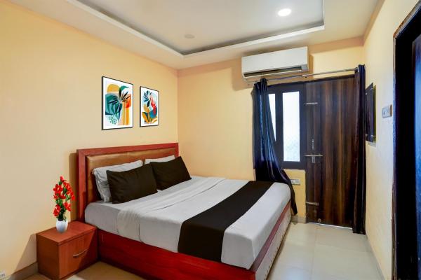 Oyo Collection O Bhu Road Varanasi Formerly Hotel Swarna Banquet - Varanasi