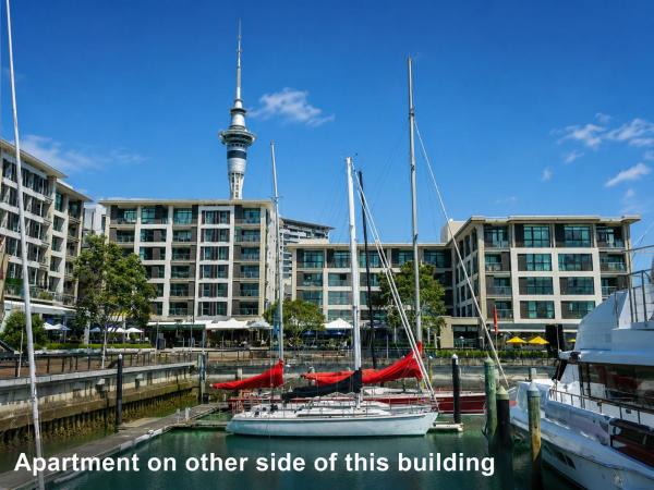 Viaduct Harbourside Apartment - With Carpark! - Auckland
