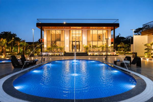 Elivaas Privé Ask Farms Pet-friendly Bespoke Villa With Private Pool, Cinema Room & Alfresco Pizza Station - Manesar