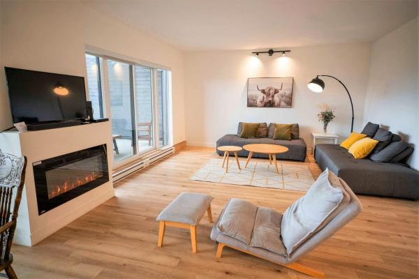 Chic Condo - Stunning View & Quiet - Baie-Saint-Paul