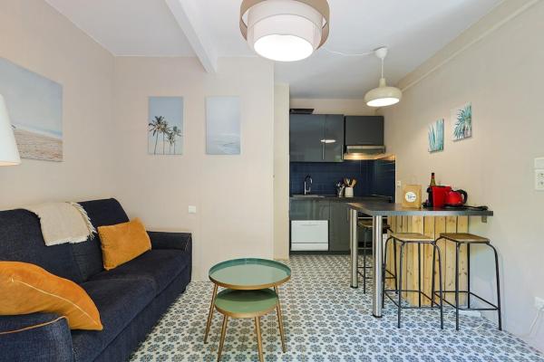 Maison De Charme à 200 Bord De Mer, Terrasse, Jardin- Lesclesdenicole - Pierrefeu-du-Var
