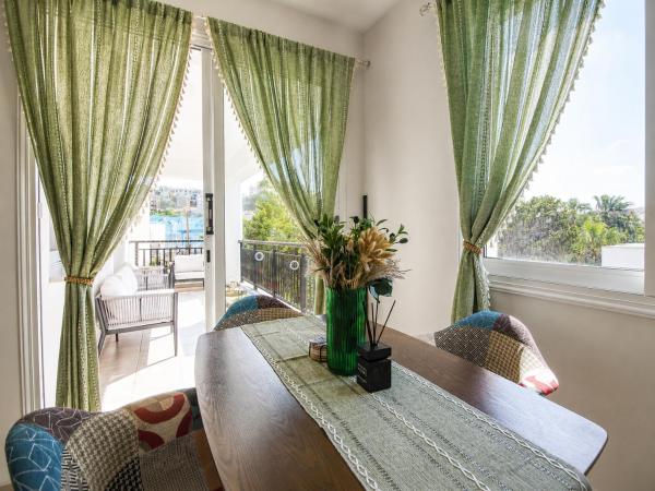 Olive Retreat - 1 Bdr - Pool, Balcony, Parking - Paphos
