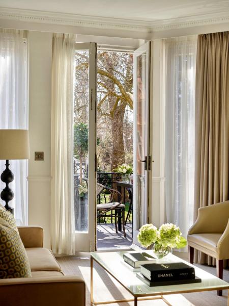 Collingham Serviced Apartments - London, UK