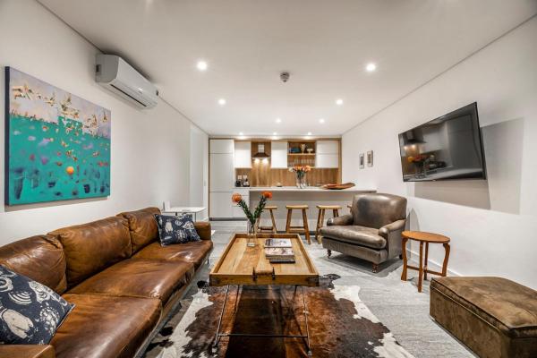 17 Marine - 2 Bedroom - Garden - Apt 104 - Hermanus