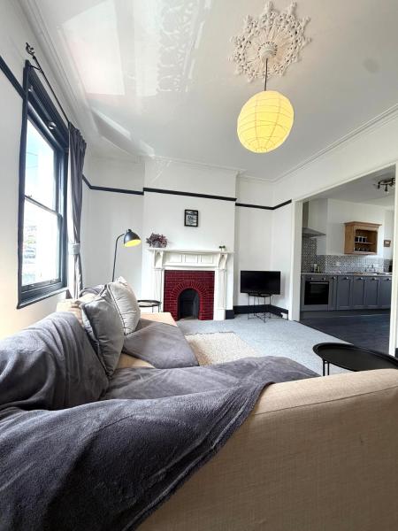 Perfect For Beach, Shops, Restaurants And Bars - Saint Leonards