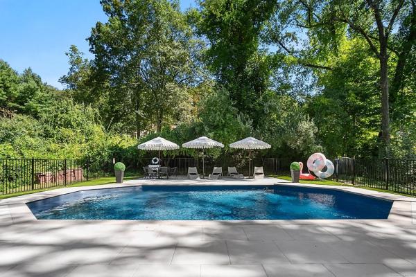 Renovated Retreat With Heated Pool - Bethel, CT
