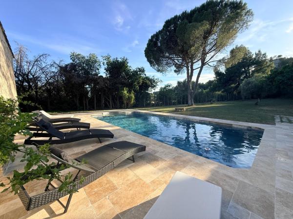 Appartement Cosy Avec Piscine - Camargue