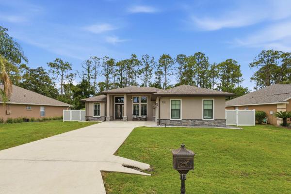 Modern 3br Retreat Heated Pool & Large Game Room - Flagler Beach, FL