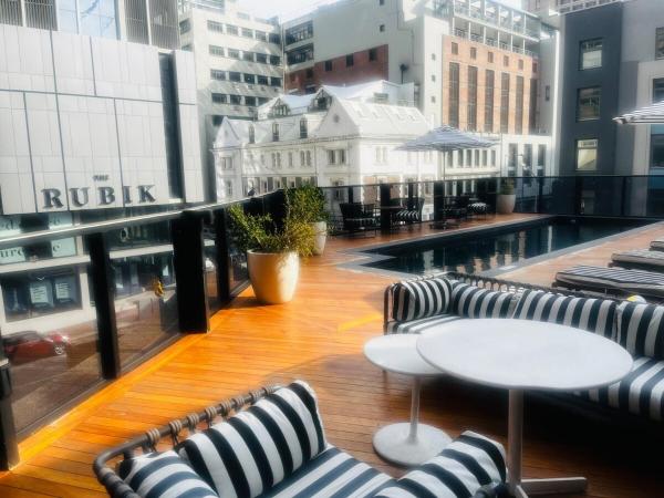 1909 At Pullman Hotel, Hosted By Keyhaus Collective - Ciudad del Cabo