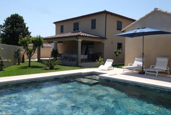 12-person Villa Ac Heated Pool Close Aix Provence - Miramas