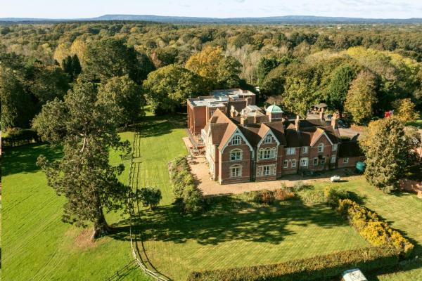 Care Ashore Guest Rooms - West Sussex