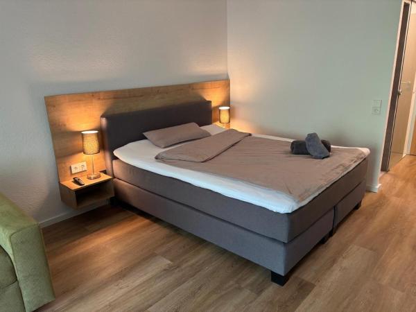 Geschäfts- Und Ferienwohnung 223 - Bad Urach