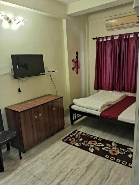 Hotel White Sapphire - Kolkata