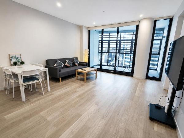 Qvb & Town Hall Luxury 2br Apartment - North Sydney