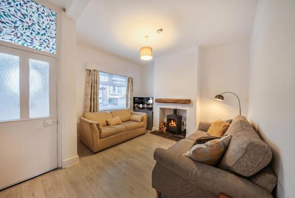 Three-floor Cottage Near Beach & Shops - Filey