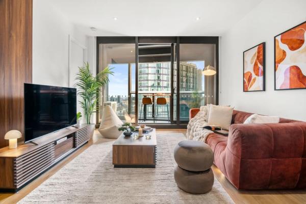 Skyline Escape 2br Apt Crown With Pool & Free Tram - Williamstown