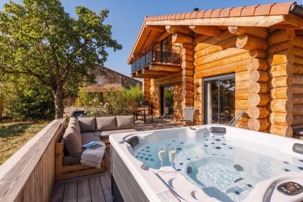 Fuste 5 éToiles Avec Spa Et Chevaux Fjords, Aventure, Nature Et Grand Confort En Famille, Entre Amis - Puy-de-Dôme