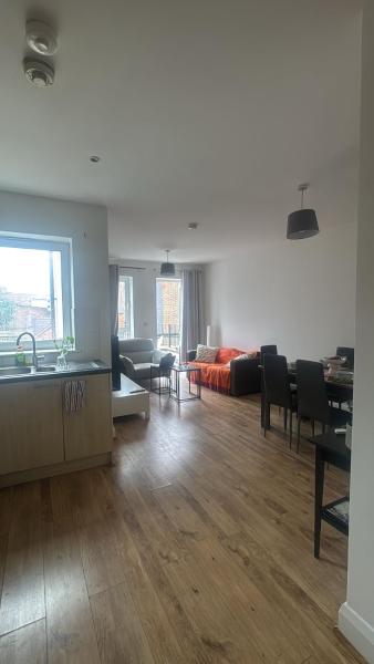 Terraced 1bd Near Arsenal Stadium - London Euston station