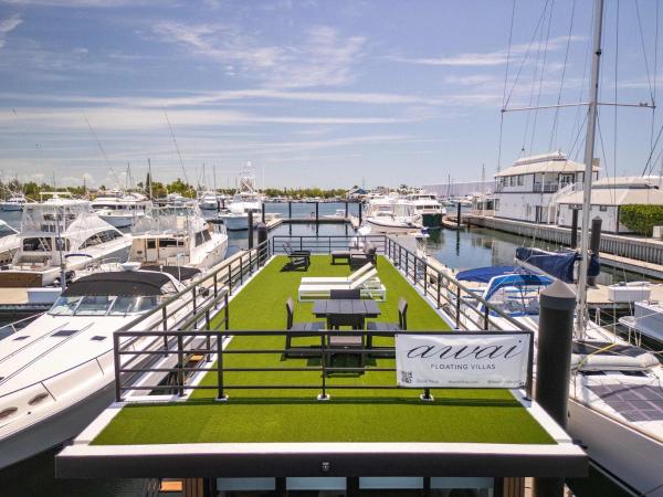 Oceanfront - Break Awai X Away Awai Floating Villas - Stock Island, FL