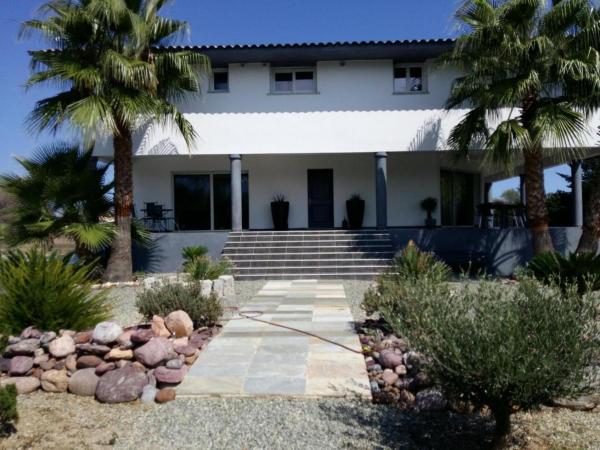 Comfortable Apartment With Mountain Views - Ghisonaccia
