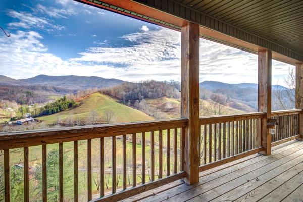 Boone Mountain View | Hot Tub•game Room•near Ski - North Carolina