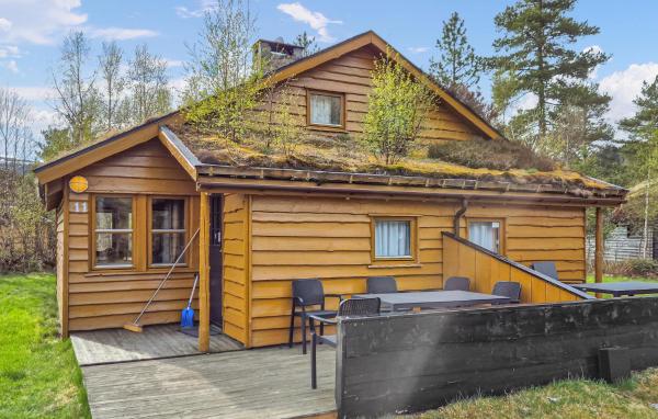 Gorgeous Home In Tjørhom With Sauna - Noruega