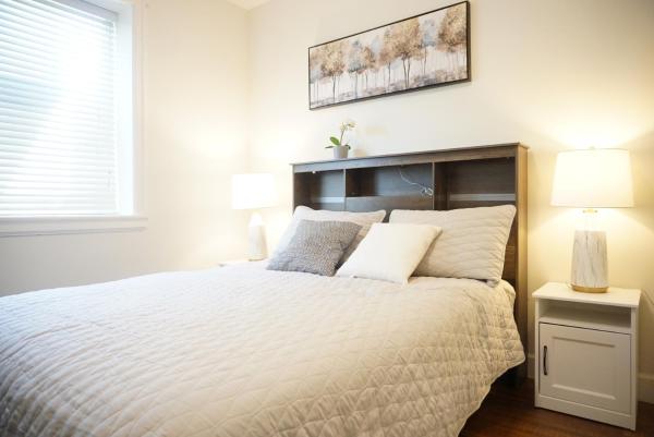 The Blossom Stay - Port Moody