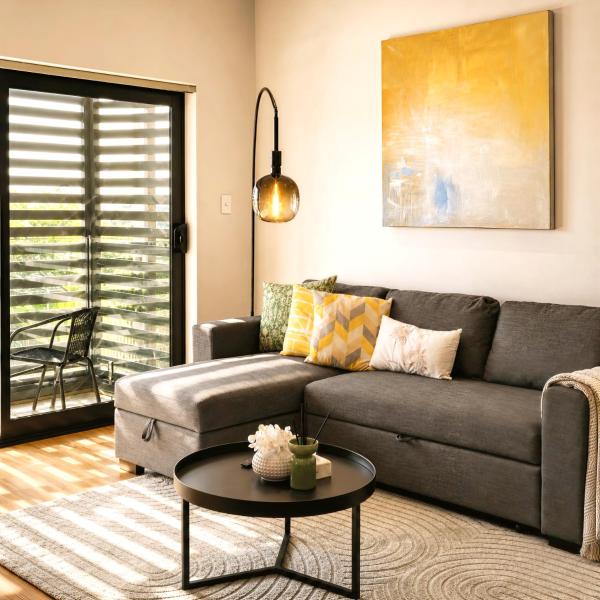 Minutes To Zoo & City Stylish 3br Waterview Stay - Auckland