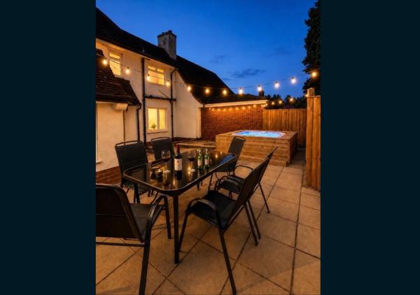 4 Bed House Wollaton Driveway Hot Tub - Nottingham