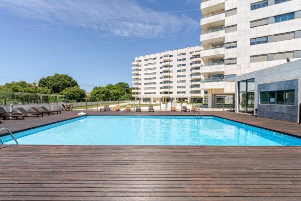 Deluxe Condominium With Ocean View - Madalena