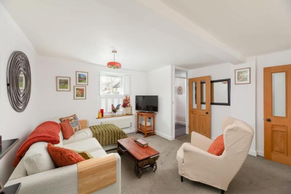 Idyllic Cottage In Picturesque Cotswolds Village - Castle Combe
