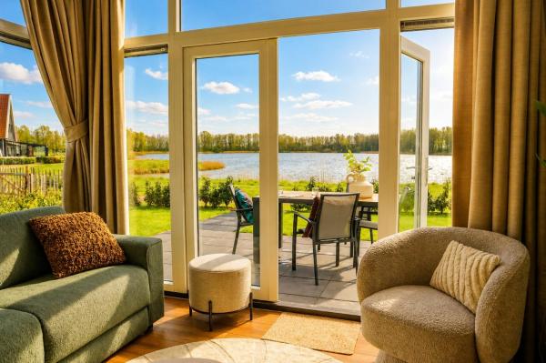 Luxe Chalet Aan Het Meer In Zeeland 4 Pers Vp108 - Goes