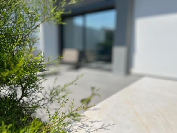Niko's Modern Family Home Near The Beach - Лимассол
