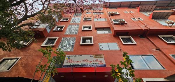Blooms Stay Inn - Bangalore
