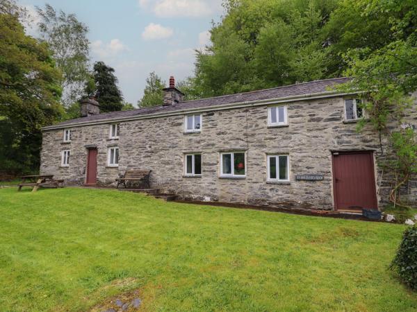 The Long House - Betws-y-Coed
