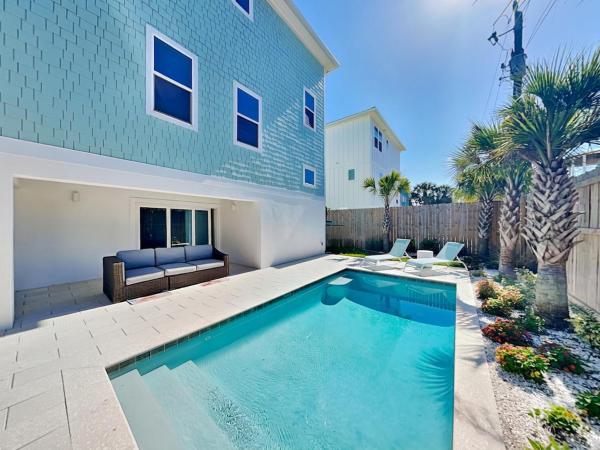 Ocean Retreat By Distinctive Beach Rentals - St. Augustine, FL
