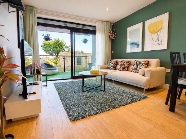 London Harrow Modern 2bed 2bath Flat With Parking Fast Wifi - London