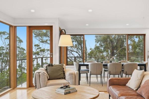 Bush Escape With Water Views - Hobart