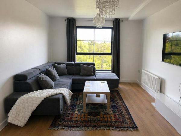 2br Near Heathrow Windsor Parking Sleeps 6 - Bracknell