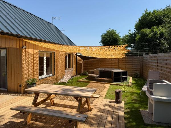 Chalet En Bois 2 Chambres Avec Spa - Arzal