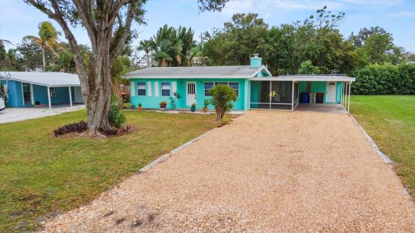 2br Coastal Cottage Near Downtown & Beaches - Vero Beach, FL