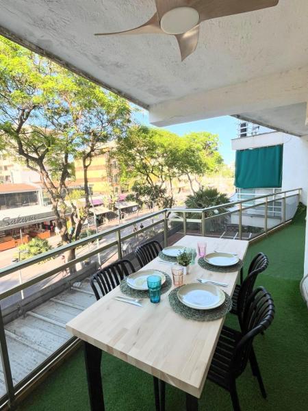 Tropical Suite Terraza Con Minigolf - Reus