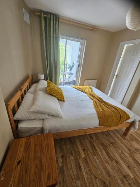 Spacious House In Castlegar Galway - Galway