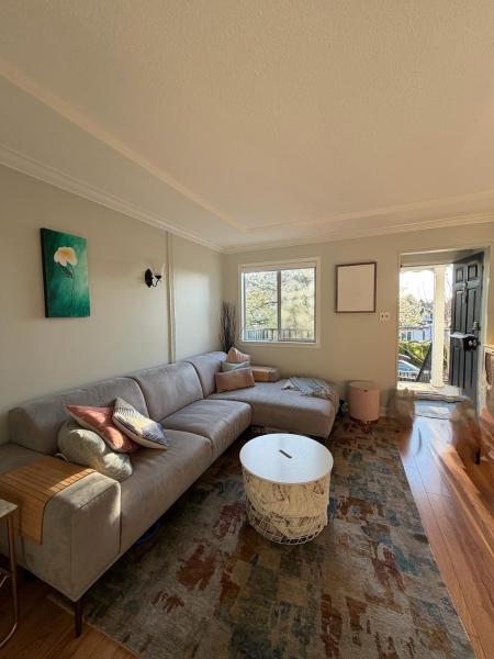 Bright & Spacious Full Family Home - Burnaby