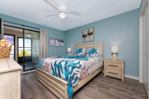 Palm Bay Condos Unit 1a - Little Gasparilla Island, FL